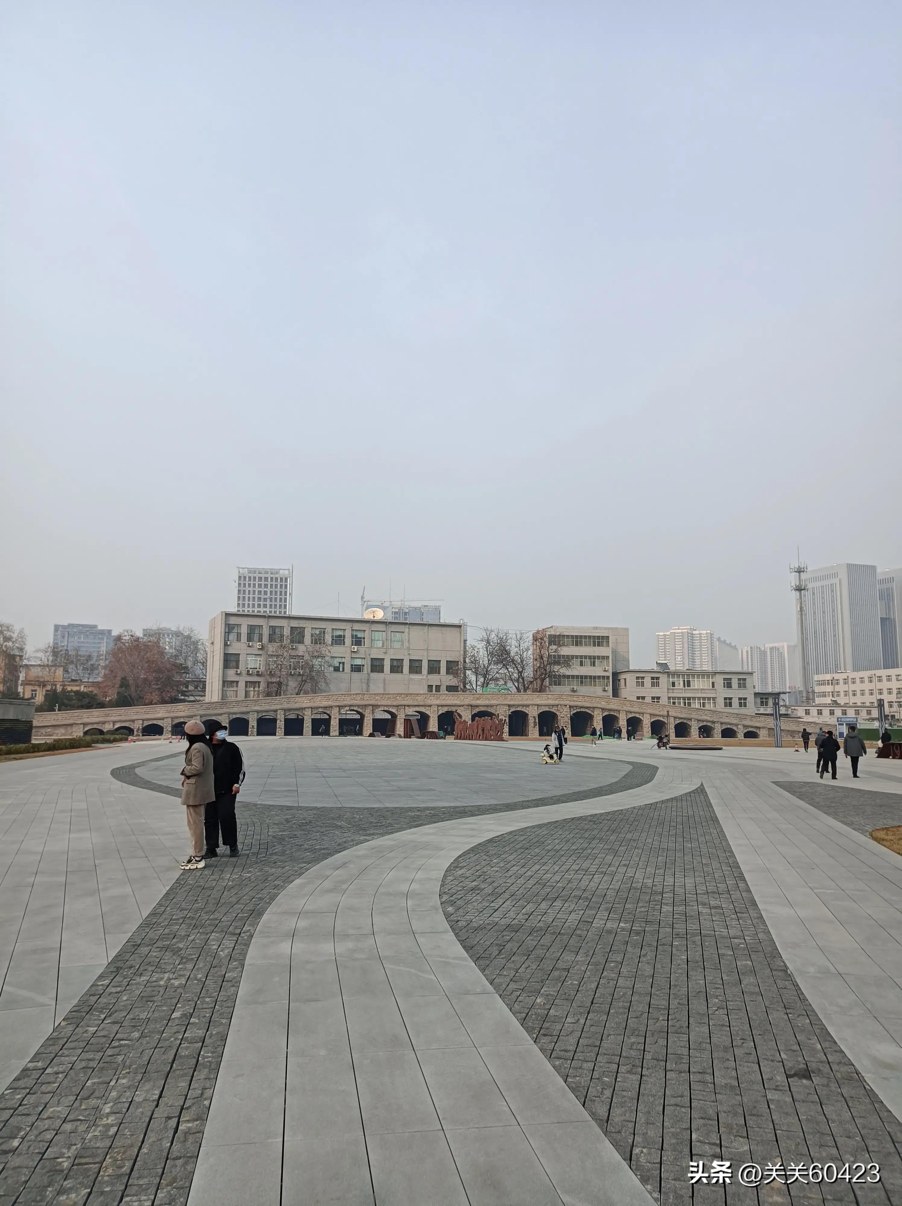 Zhengtai Square Carrying History - iNEWS