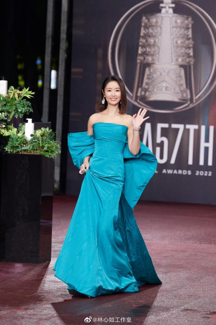 Lin Xinru missed the Golden Bell Award again, and has been with him for ...