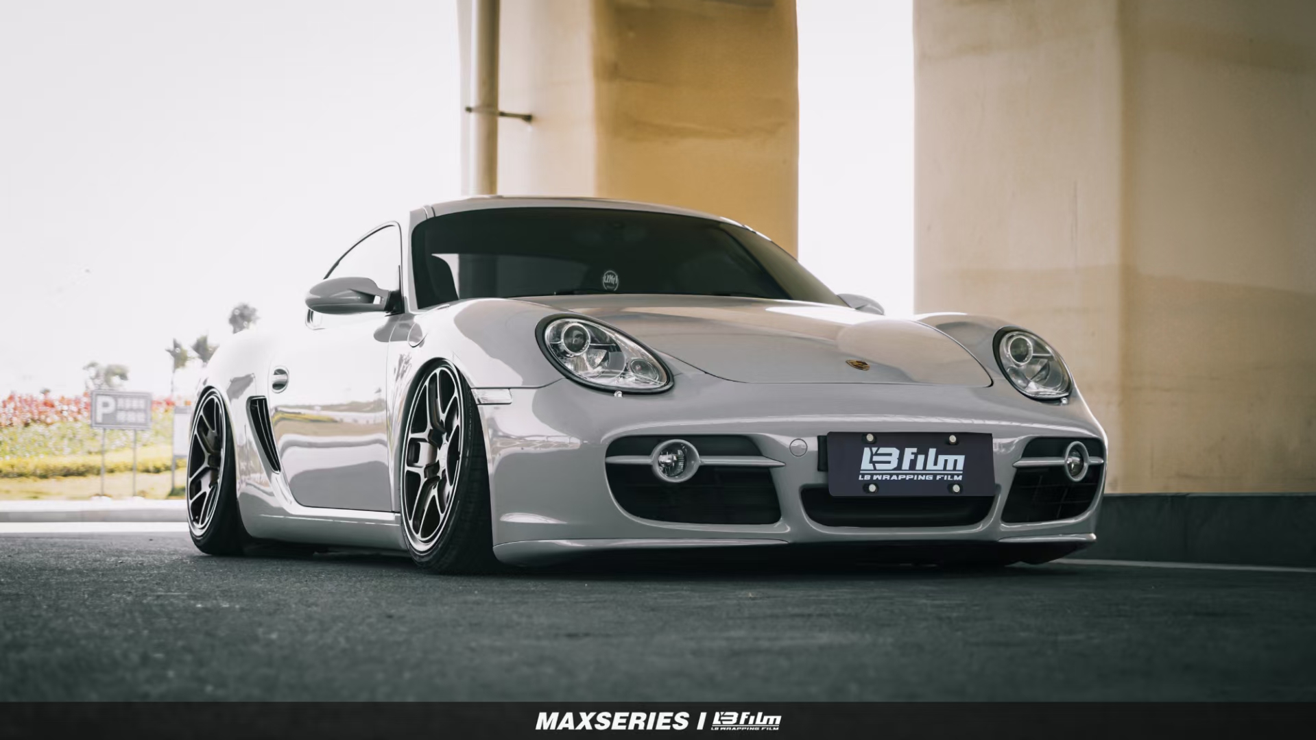 Porsche-Kaman 987 car film LBFILM color change film LB original paint ...