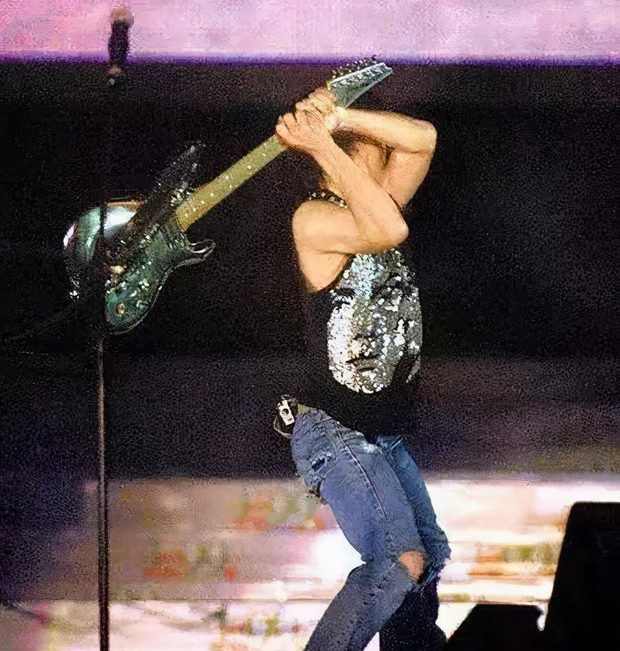 Thank you for your love 1999, chasing a star for a song, watching a ...