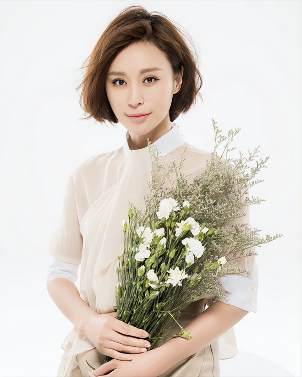 Mingyang Entertainment—Beauty Star-Yang Yuting - iMedia
