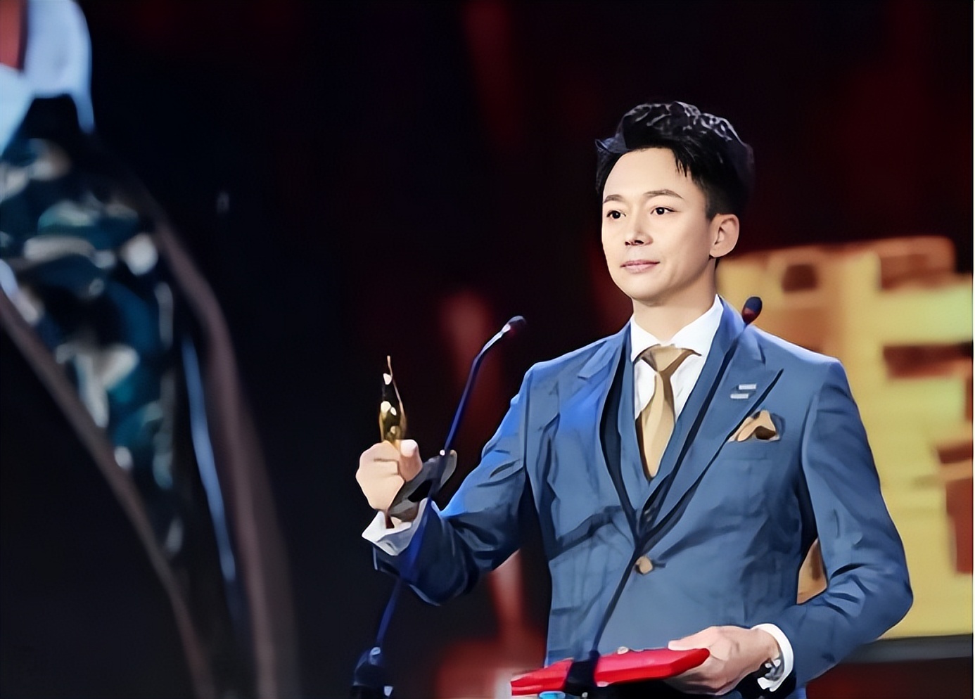 Actor Liu Yijun: Divorced with his ex-wife for 5 years, and remarried ...