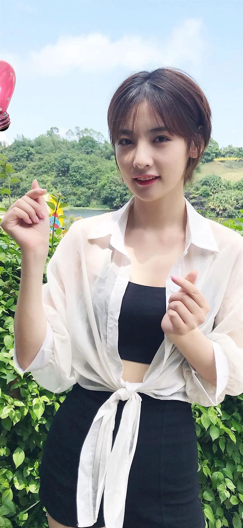 Zhao Yue, the sweet and salty treasure girl - iNEWS