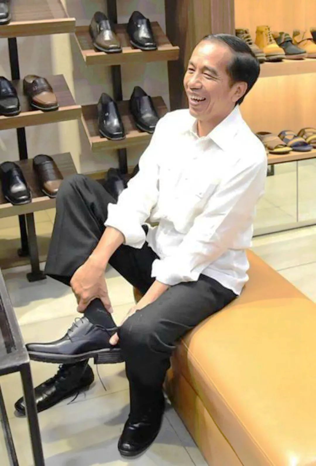 Huang Caili - the Chinese pusher who conquered the Indonesian shoe ...