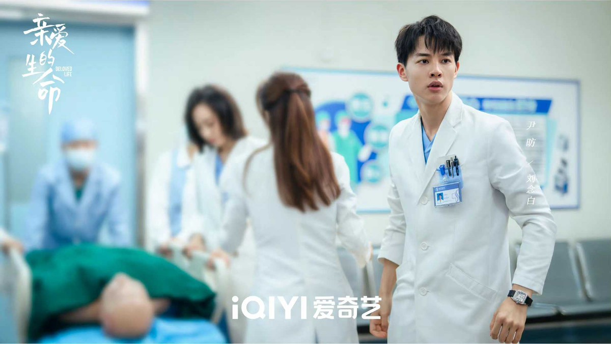 The top 3 ratings for 7 consecutive days, and Yang Ba caught another ...