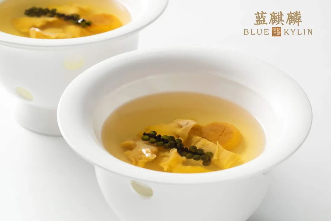 Appreciation of Hsu Kee Seafood Pioneer's "Blue Kirin" - iMedia