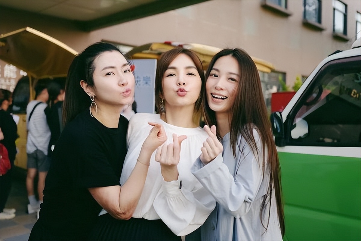 Hebe Tien and Ella shouted excitedly: A gift from God! Marvel at Selina ...