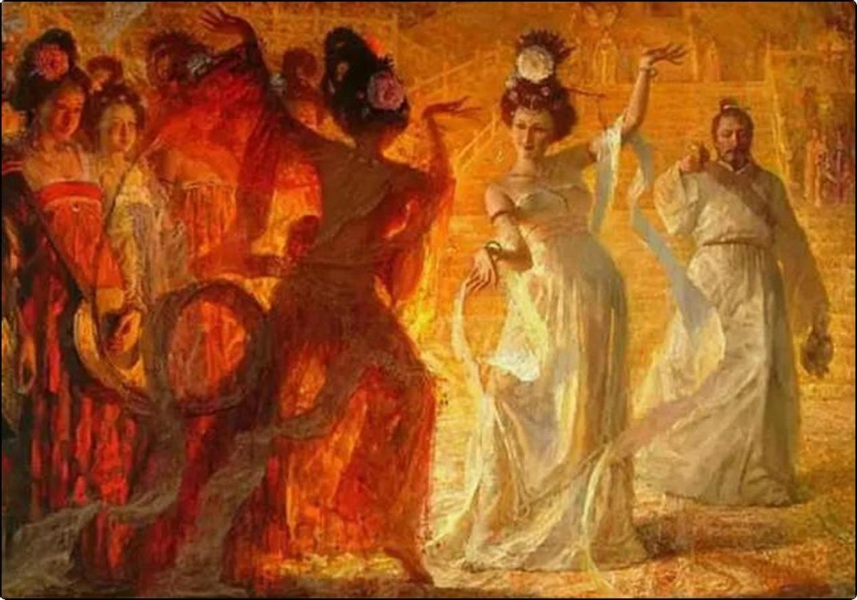 The red sandalwood and golden scraps are mixed together, and the sound ...