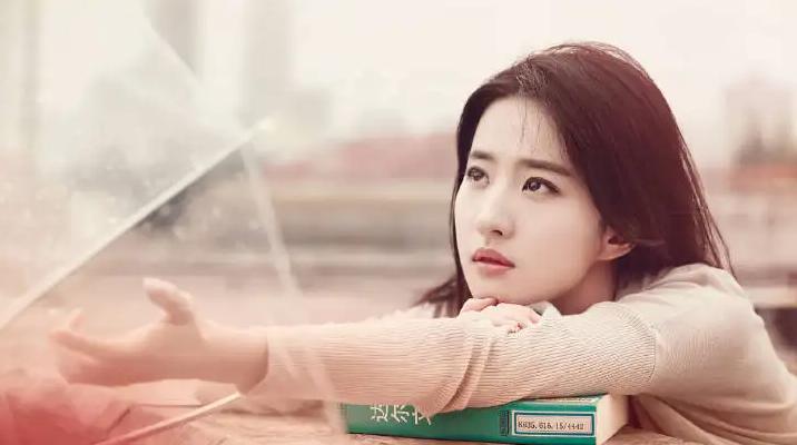 Liu Yifei was photographed without makeup, her skin looked like 19 ...