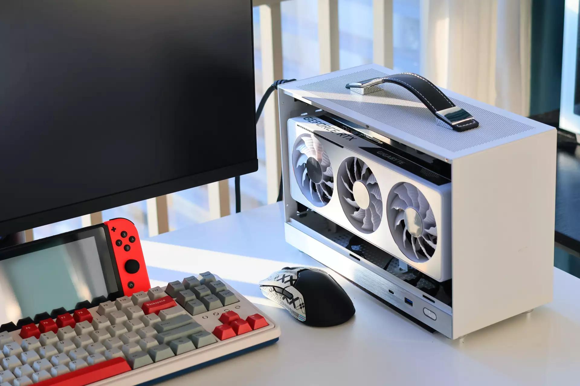 Install 12600K+3070 into ITX case/Shanlin S300-ITX case installation ...