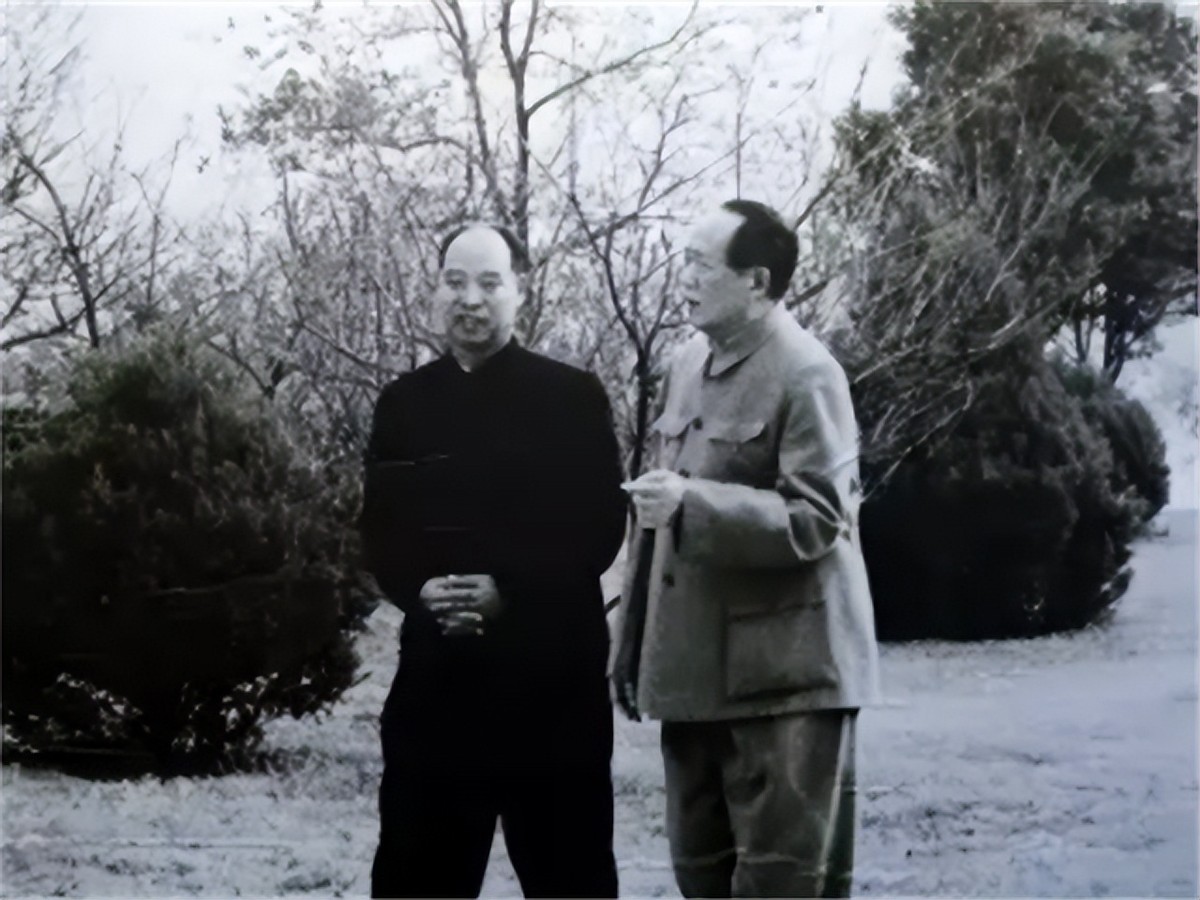 After Ye Jianying resigned, Peng Zhen took over his position. When he ...