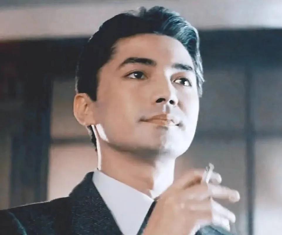 Zunlong, a peerless beauty!The Life of an Orphan - iMedia