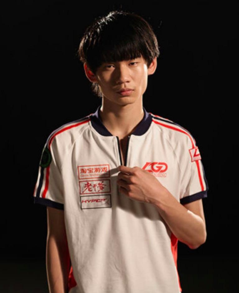 Who is the number one gambler in the dota circle? I only recognize Lin ...