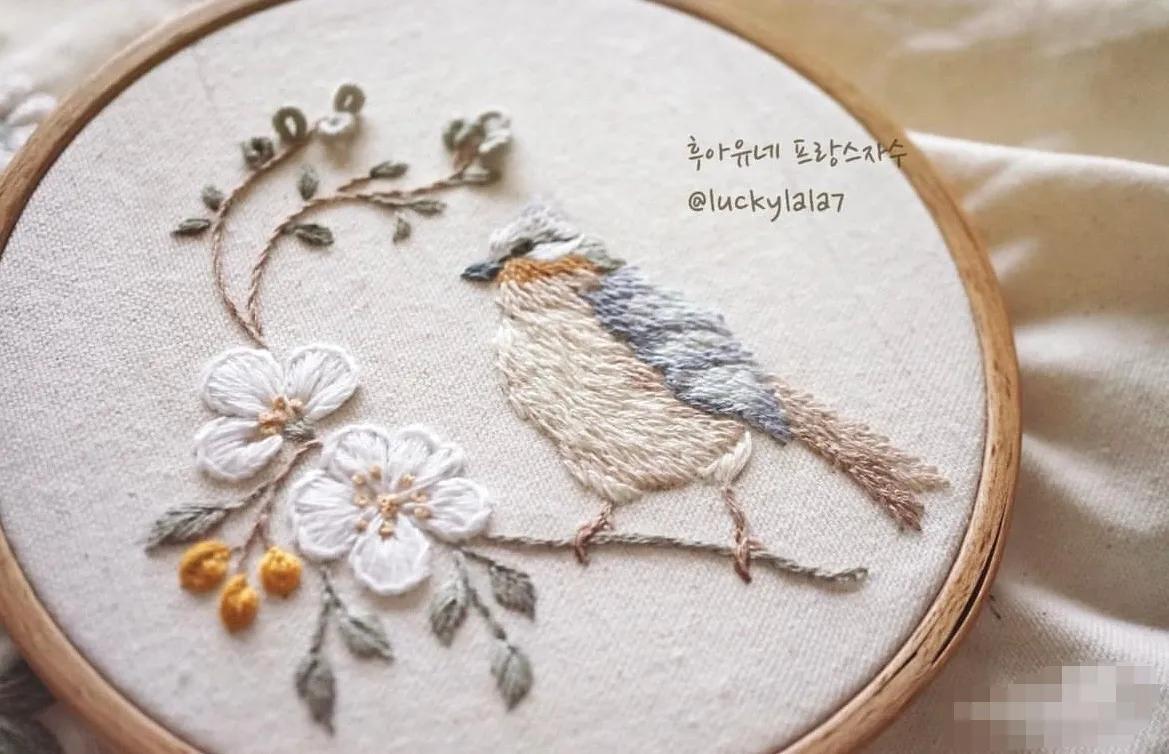 Wool three-dimensional embroidery flowers - iNEWS