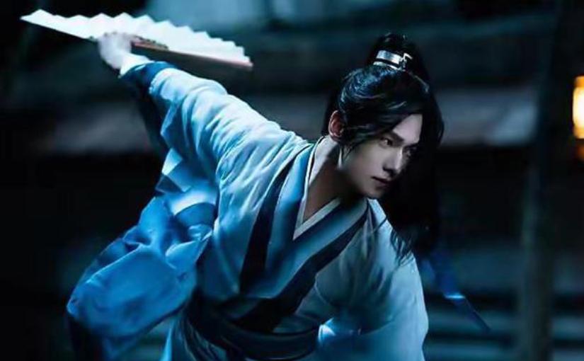 A fan in hand is so handsome!Domestic martial arts prefer fans as ...