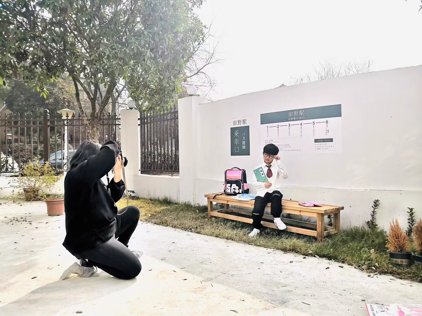 Hubei child models Hu Yaling and Liu Zirui shoot school supplies ads ...