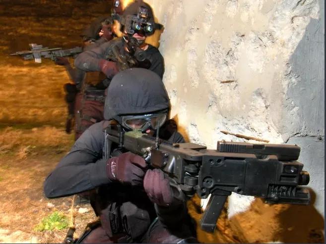Interesting and incredible futuristic weapons and modern tanks (3) - iNEWS