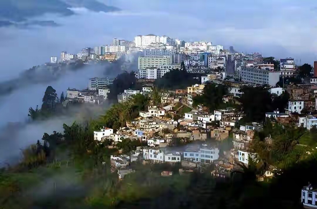 Landscape with Red River, Ancient City in the Clouds (Essay) - iNEWS