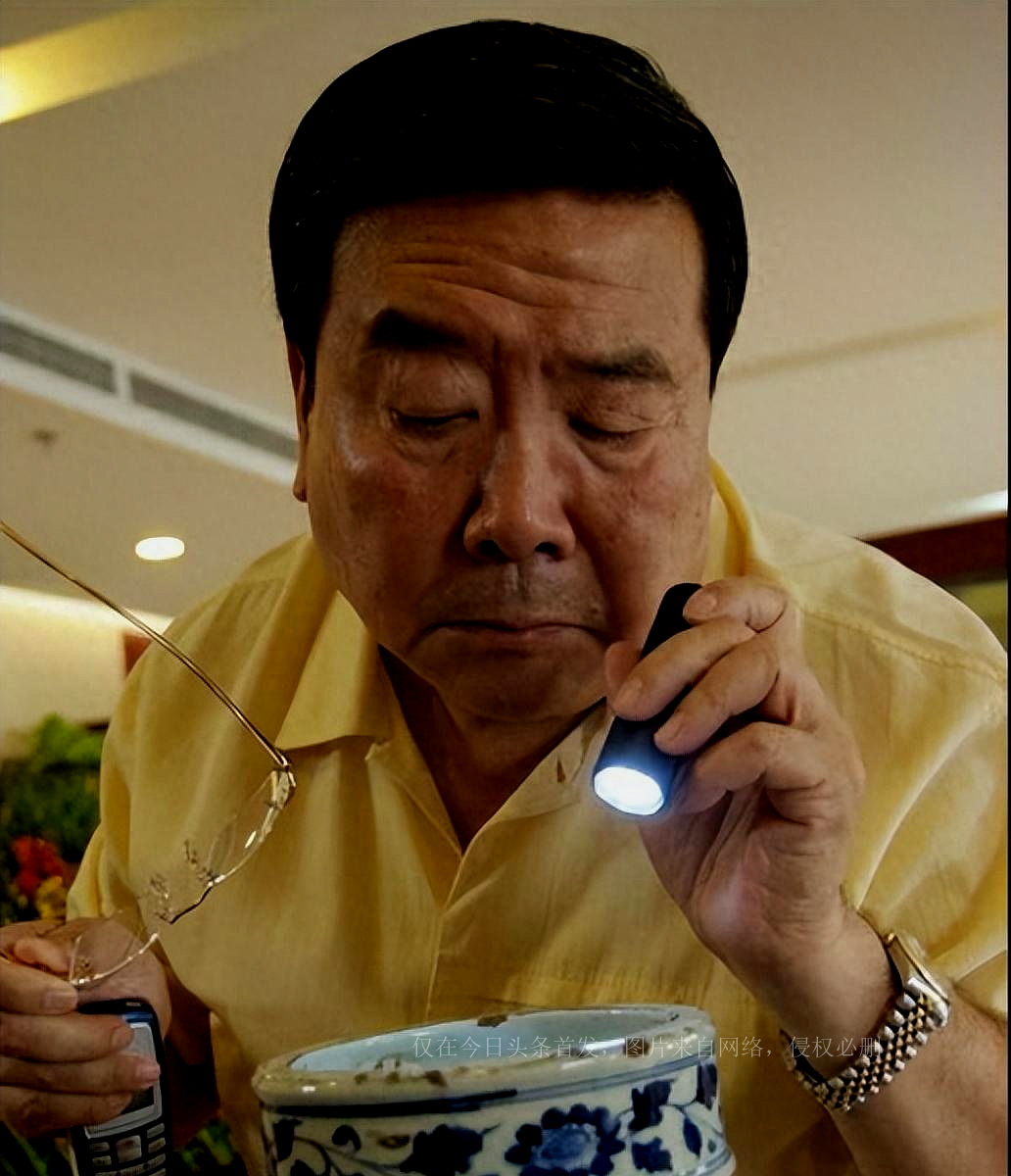 "Under the Zhengyang Family" actors past and present - iMedia