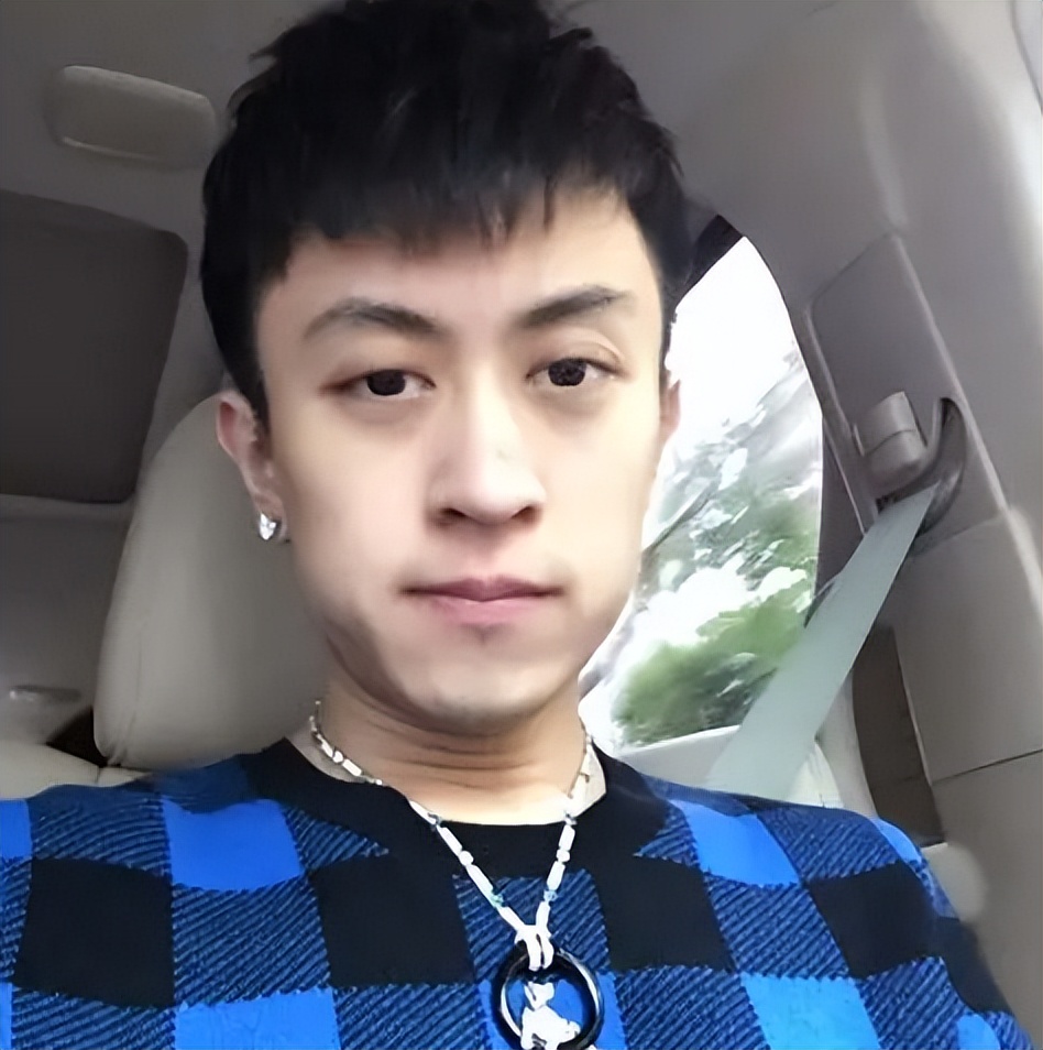 "The Emperor of Shanghai" Qin Fen's family background is revealed: it ...