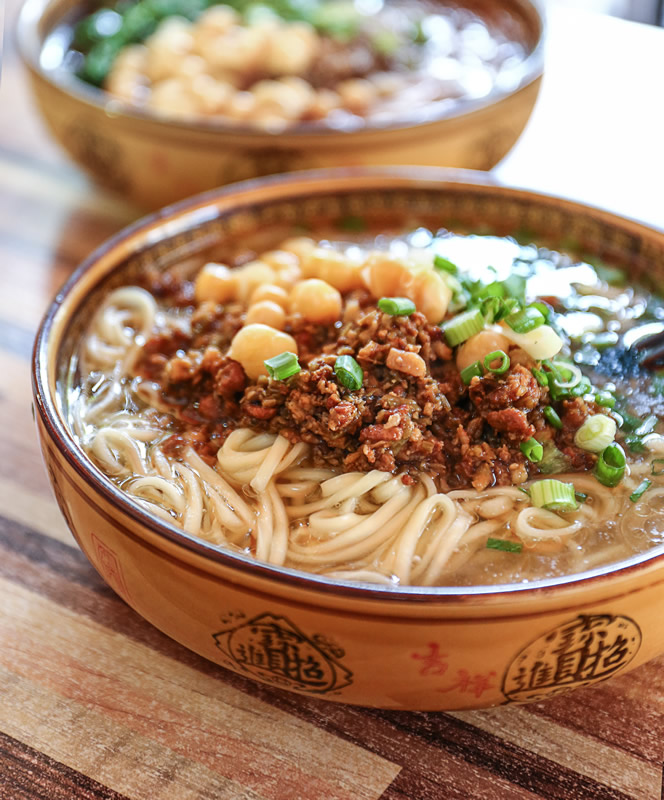 The practice of Yunnan special food and snacks - iNEWS