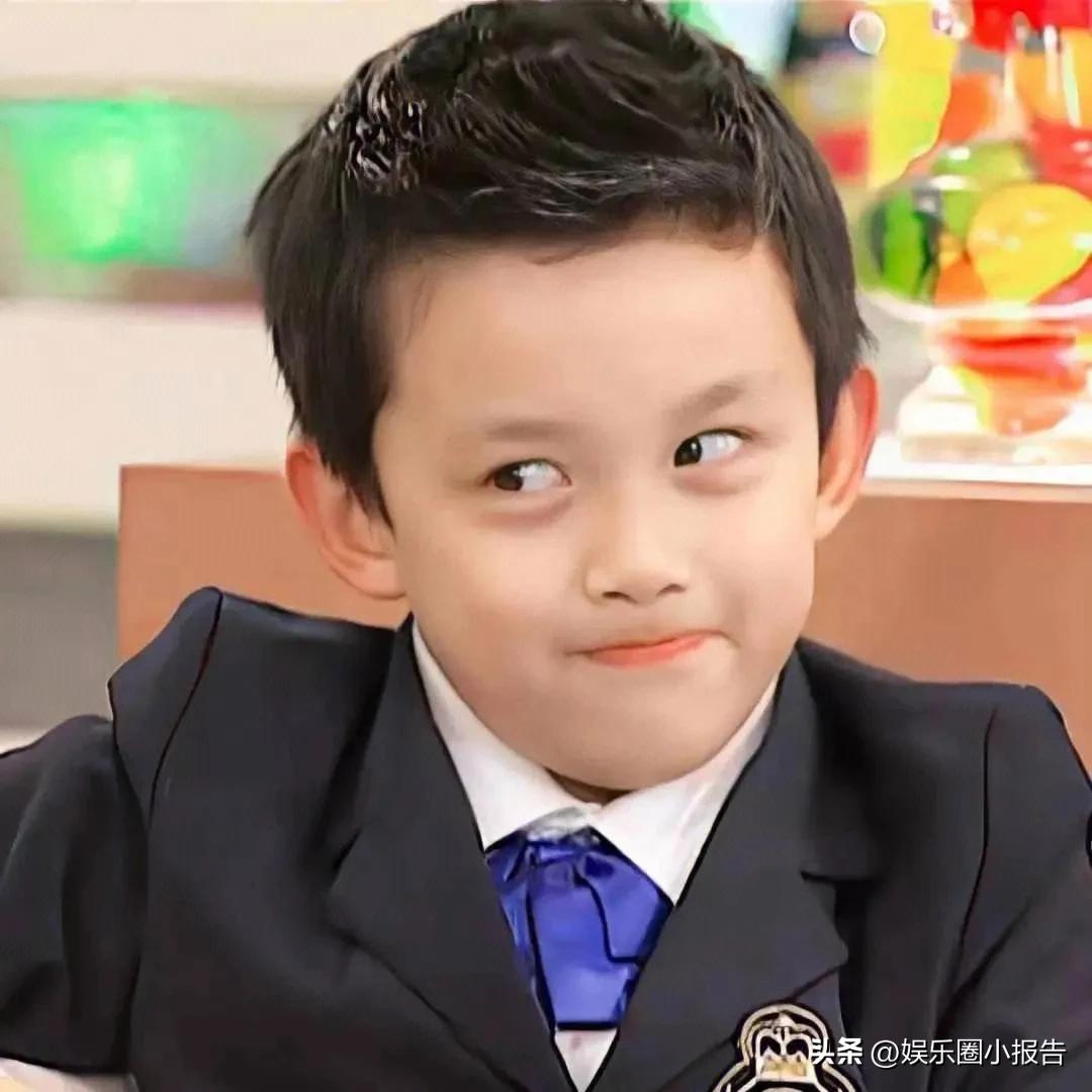 Wu Lei was riding in Xinjiang, and was asked by the female benefactor ...