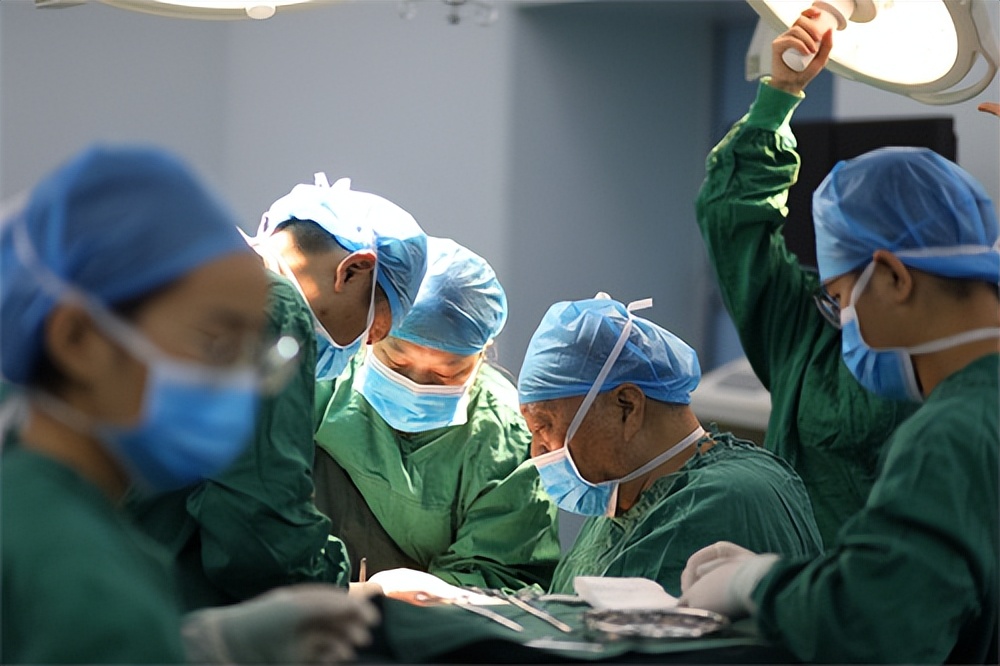 One doctor, one life doctor!Today, let us listen to the voices of ...