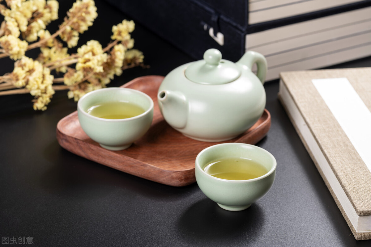 A vessel becomes famous only for tea - Chinese tea vessel - iNEWS