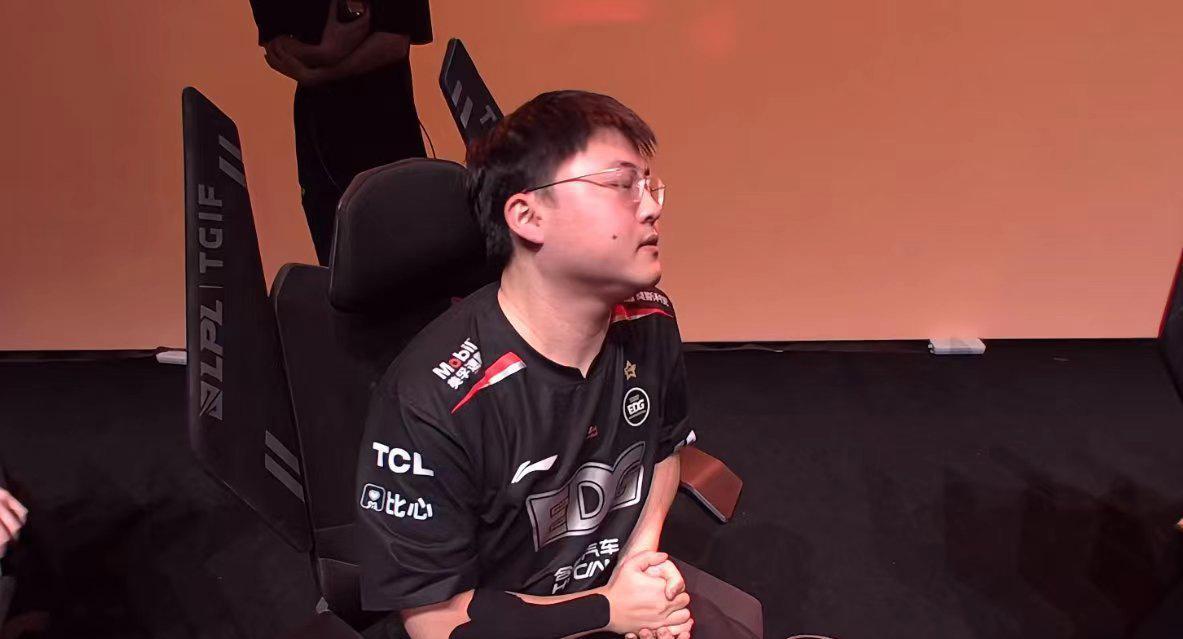 MLXG談Uzi後續：明年應該沒心氣了，FoFo那個事對他影響很大 - 頭條匯