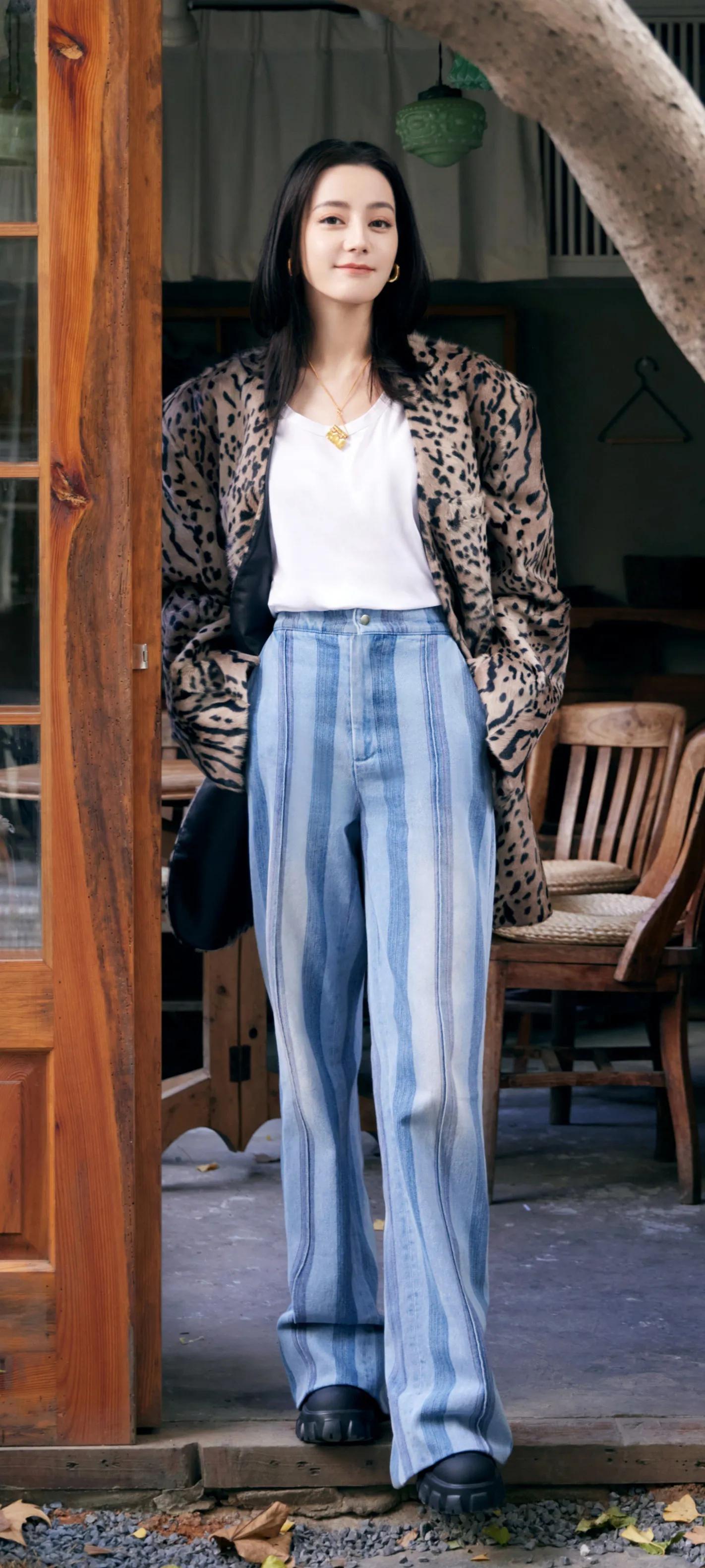 Beautiful Wallpapers - Issue 345 - Di Lieba - iMedia