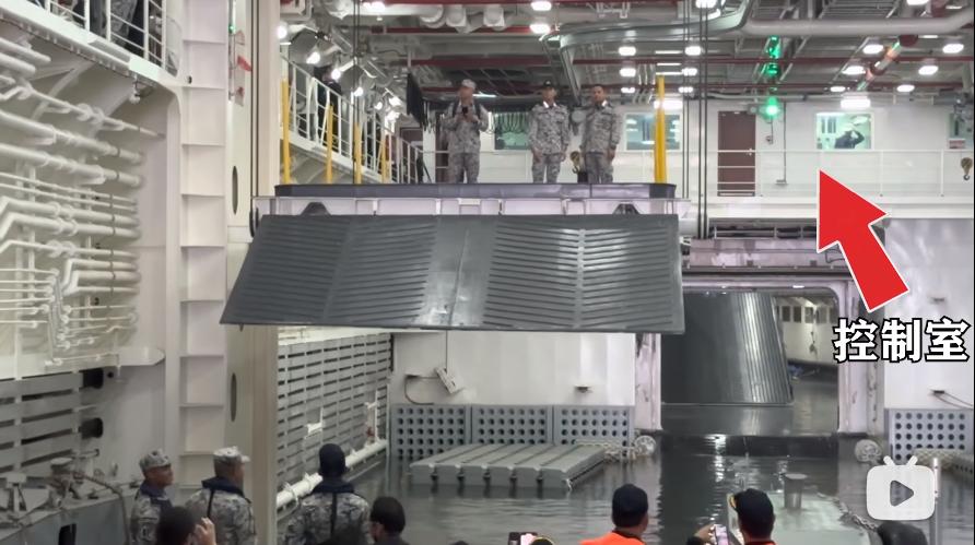 A few days after China sold the Type 071 landing ship to Thailand, it ...