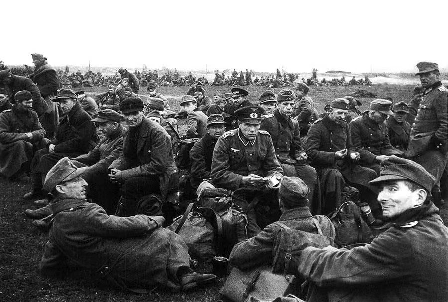 Soviet Army Surrounds Berlin——The Situation in the Suburbs of Berlin ...