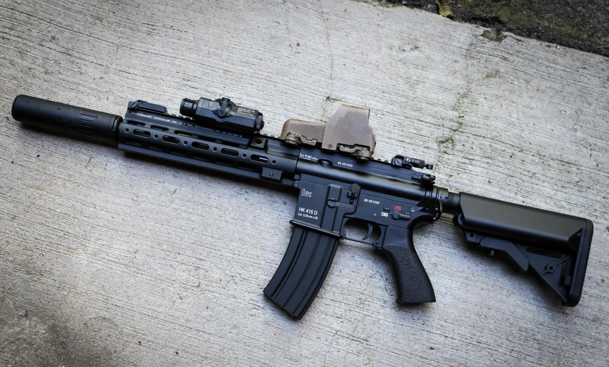 The 36 "most beautiful" assault rifles in the world are in line with ...