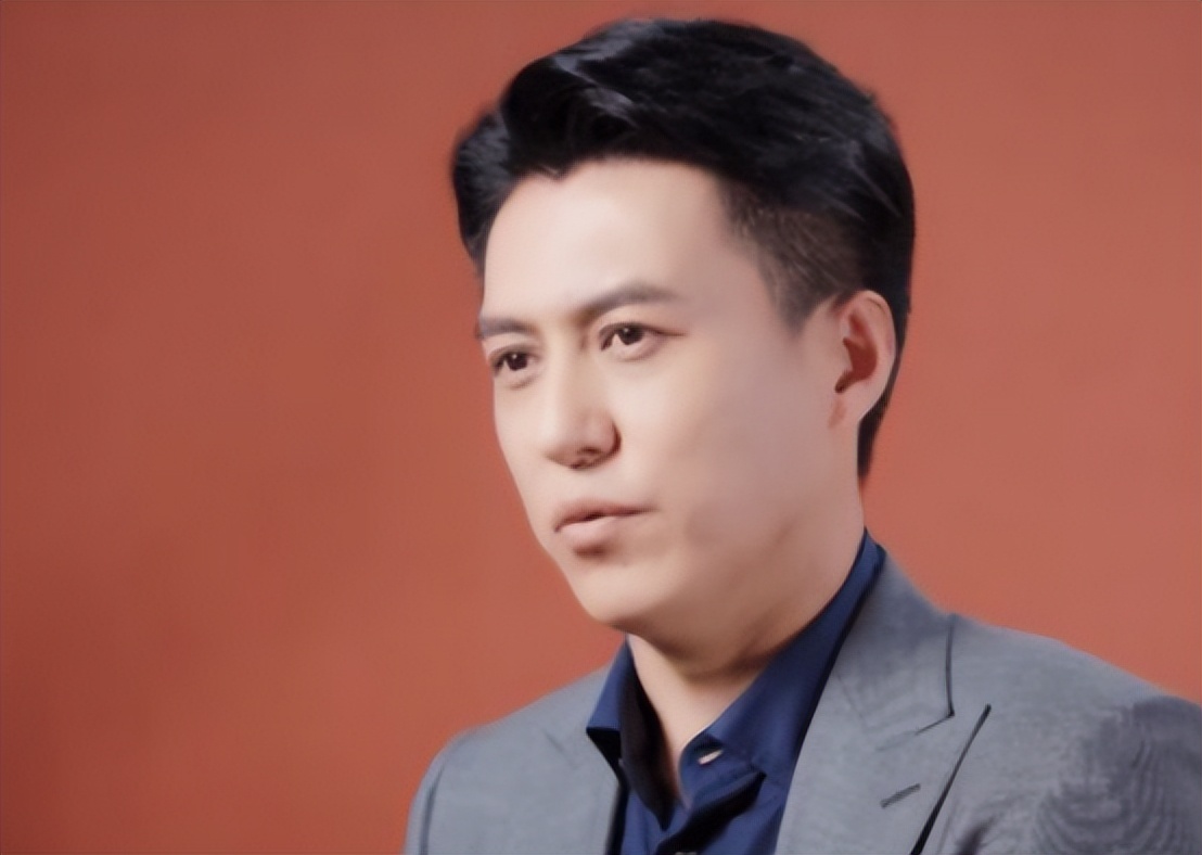 Li Jia: After divorcing a wealthy businessman, she married Jin Dong ...