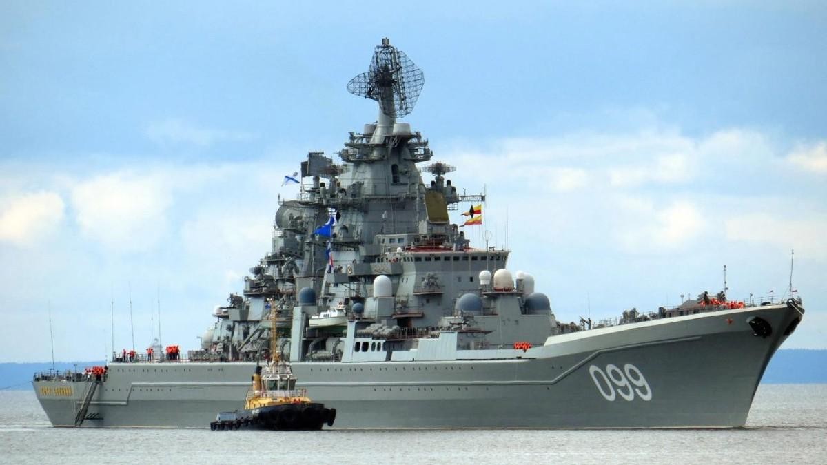 Fancy but not useful! The Russian Navy decommissioned the "Peter the ...