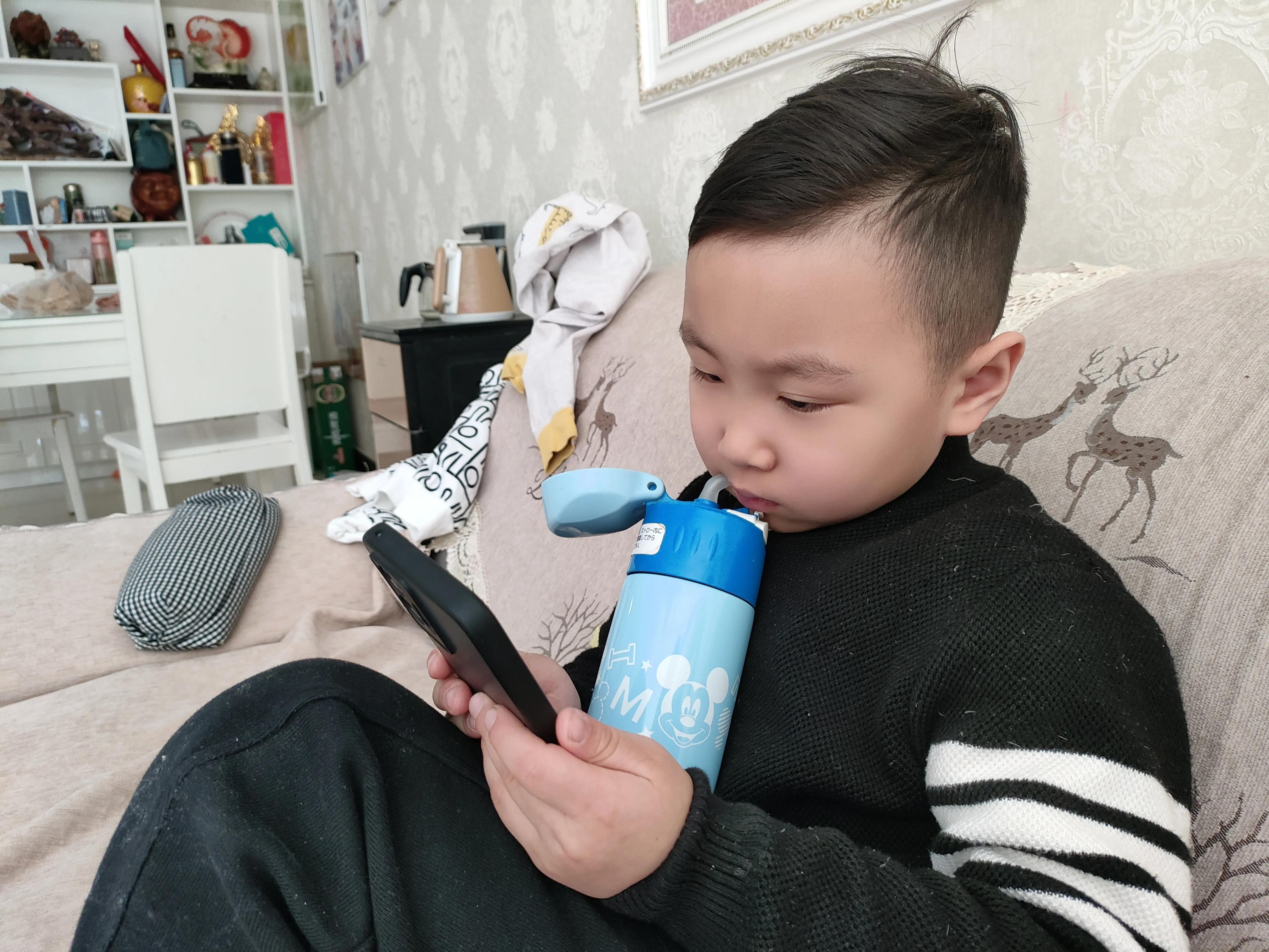 "Legend of Wenxin" singers Zhang Hanwen and Wang Xinran won awards in ...