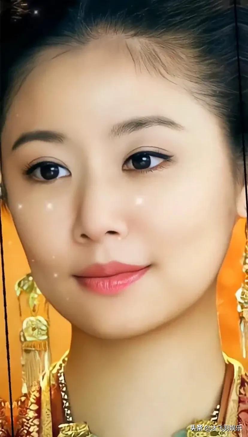 Ruby Lin: Beauty in ancient costume, atmospheric yet charming, gentle ...