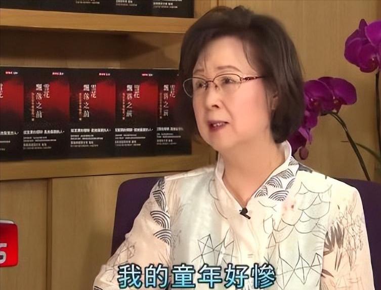 85-year-old Qiong Yao: Second marriage and junior high position, bury her husband with flowers ...