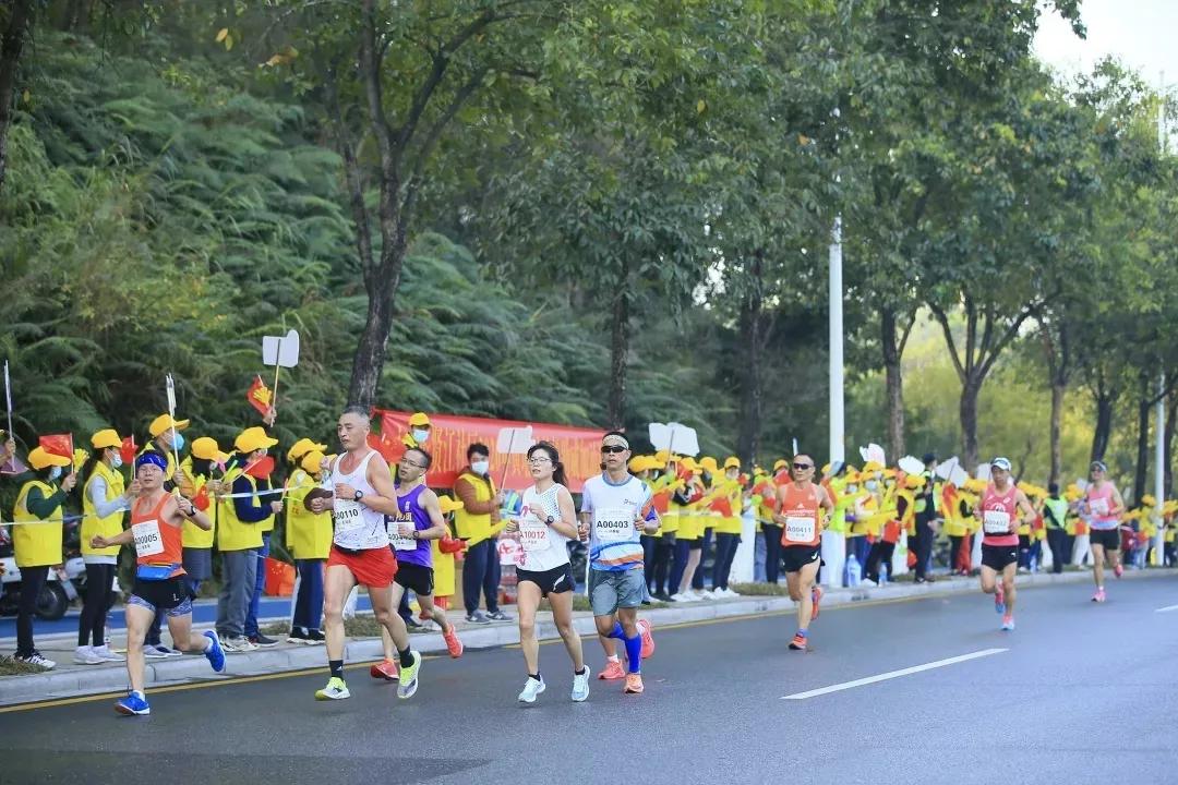 The running god will return after all: run slowly, don't get hurt, just ...