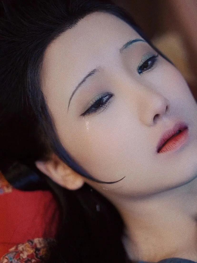 Analysis of Characters in Dream of Red Mansions——Qin Keqing - iNEWS