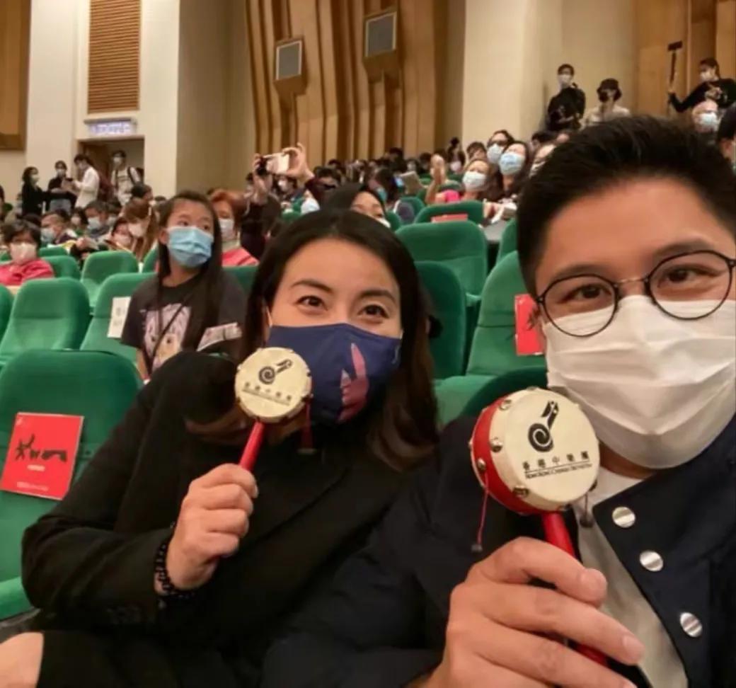 It was revealed that Fu Mingxia married Liang Jinsong, who was 26 years ...