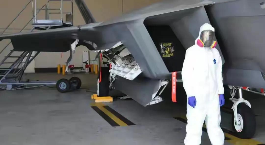 The gap is obvious! The fifth-generation aircraft of the U.S. military ...