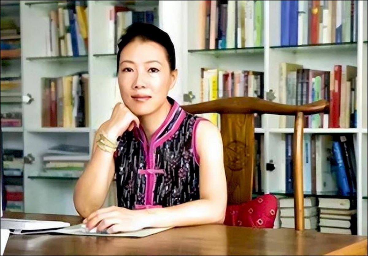 "Financial Woman" Ye Tan: She separated from her husband across the ...