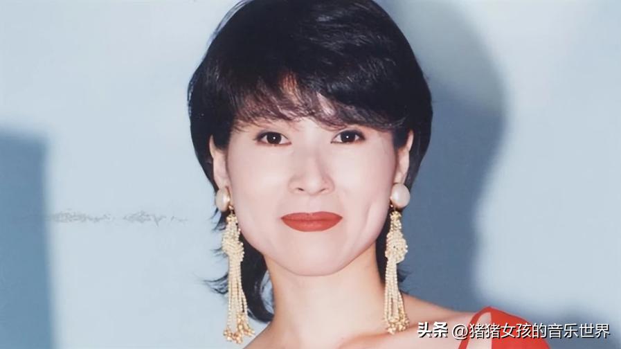 Taiwan's top ten most popular female singers list, Feng Feifei is ...