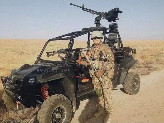 The Ukrainian army mounted machine guns on pickup trucks, trying new ...