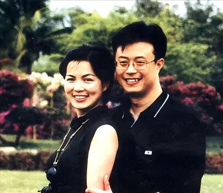 In 1999, Bai Yansheng and Zhou Jia had just been married for 9 months ...