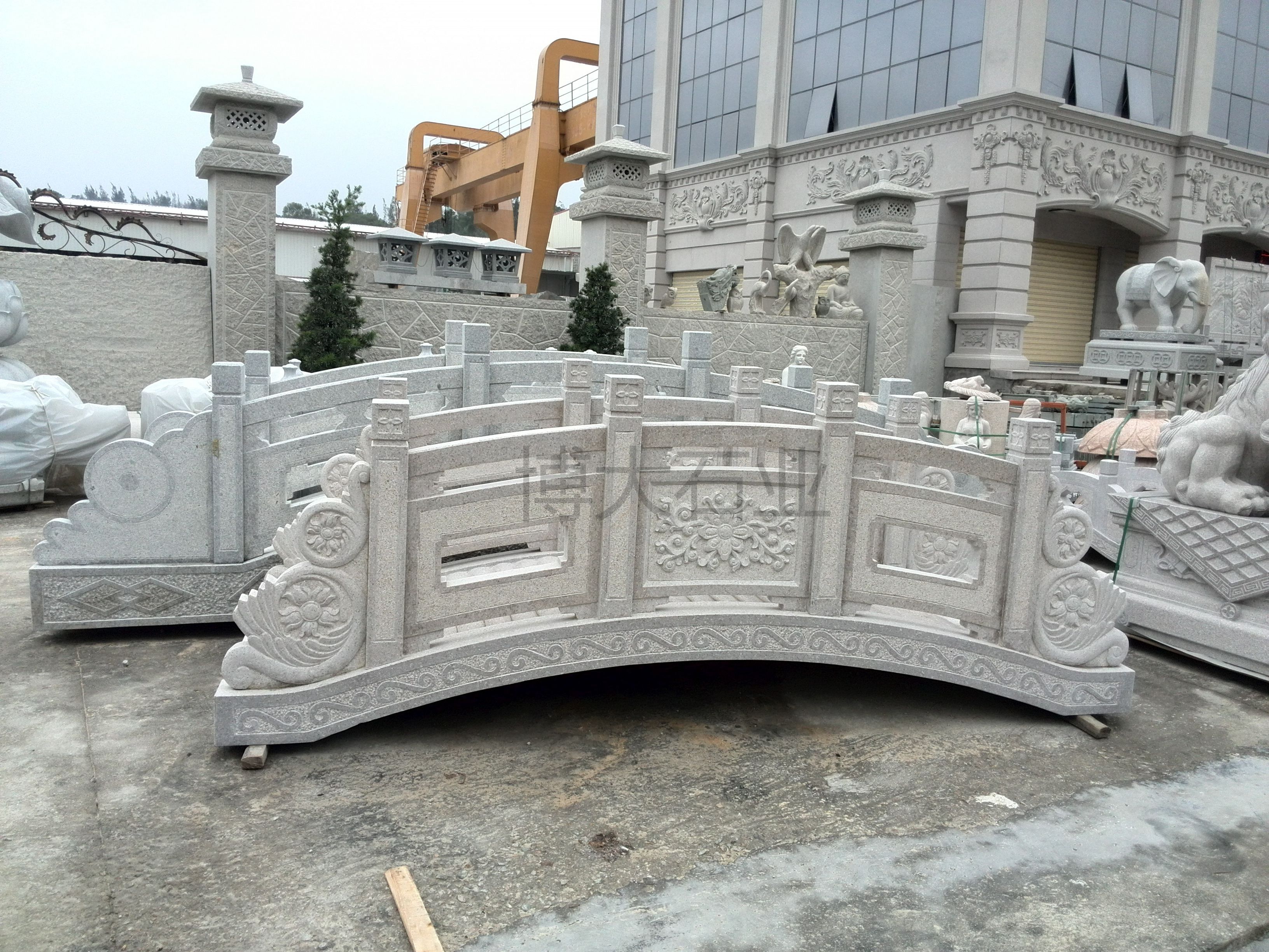 The architectural beauty of the stone arch bridge - iNEWS