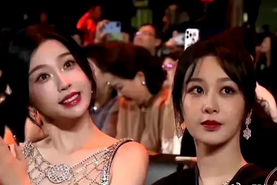 One night in Shanghai proves that the "isolated" Liu Yifei has already left the 85 flower war ...