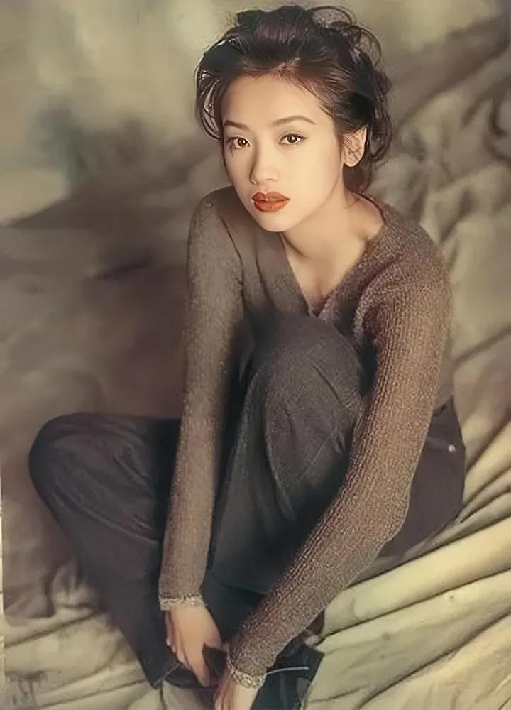 Jacklyn Wu: People say that I am the ugliest little dragon girl, but in fact I am the one who ...