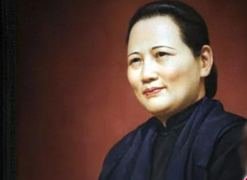 On the day Soong Ching Ling passed away, two strange things happened ...